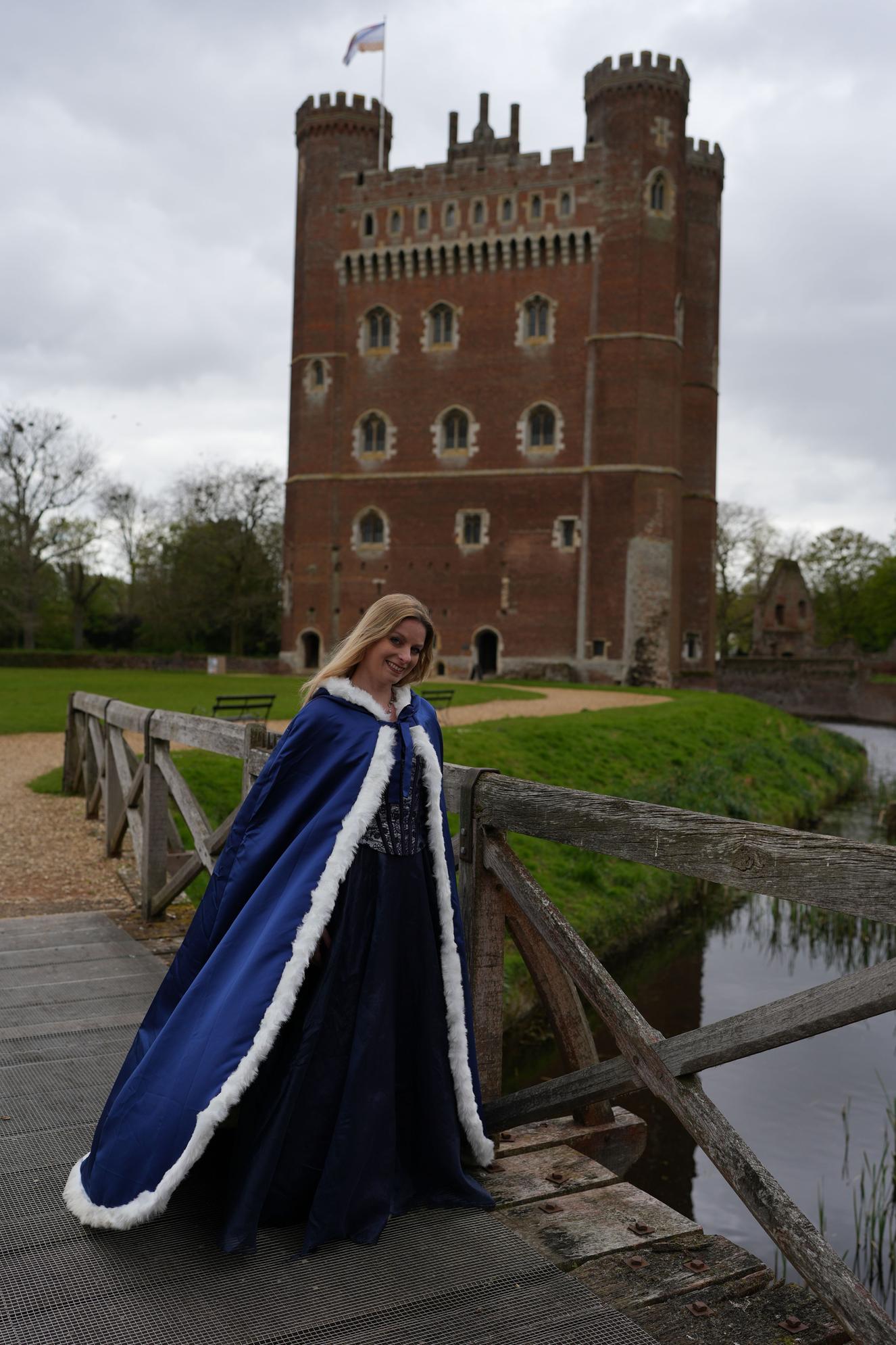 Helen Clarke unveils majestic new single ‘Symphonic Elements’ Orchestral masterpiece produced in ...