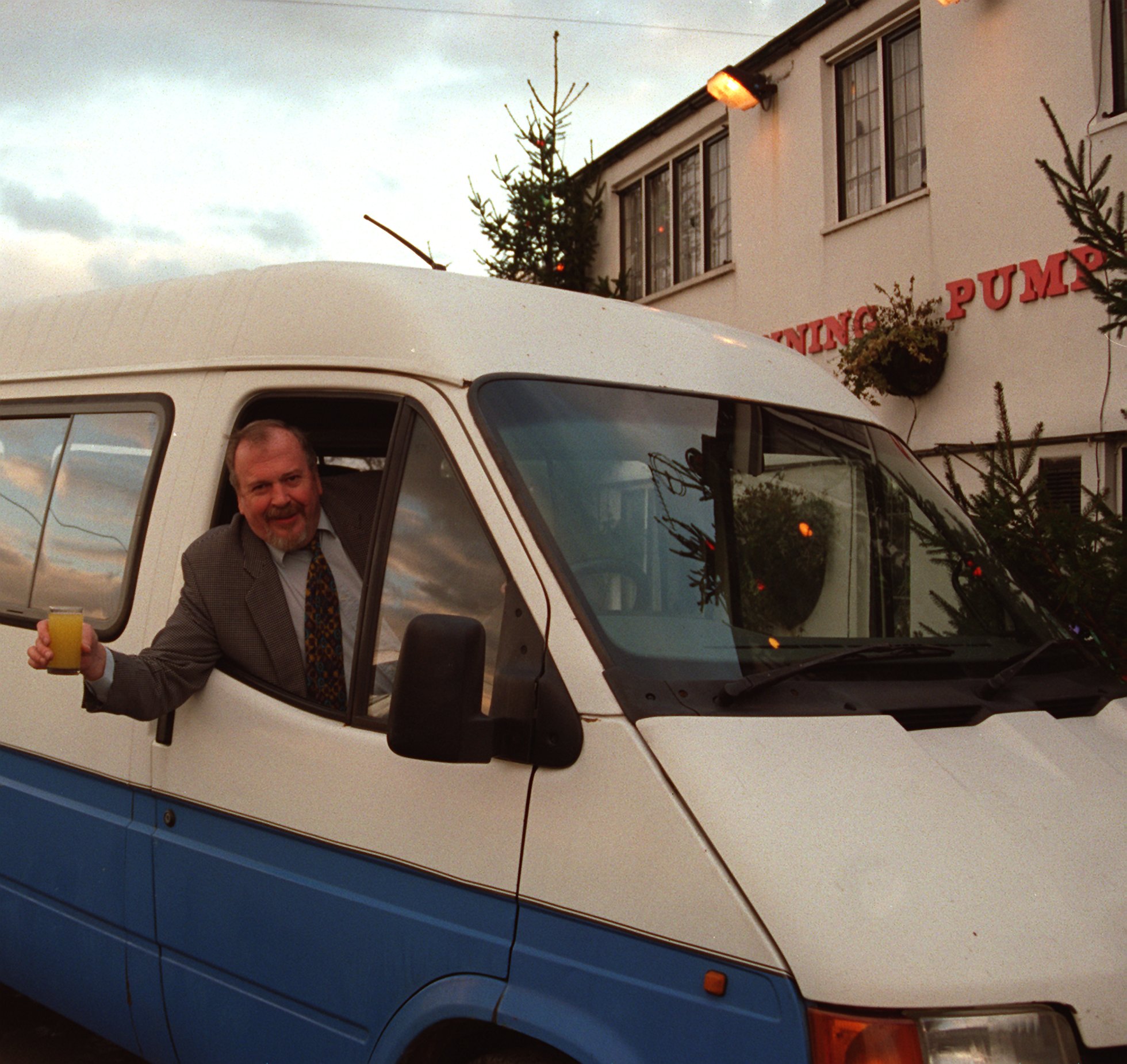 21 of the best pictures which wrap up life in Preston's much-loved pubs ...