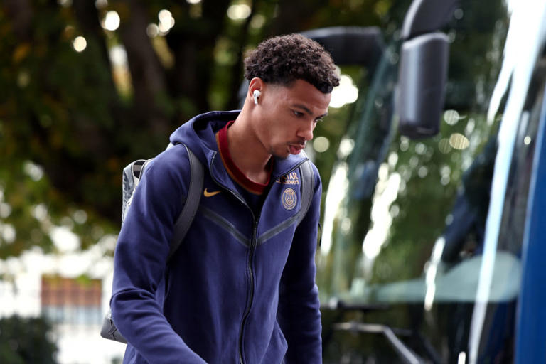 Manchester United consider former PSG star labelled ‘exceptional’ as ...