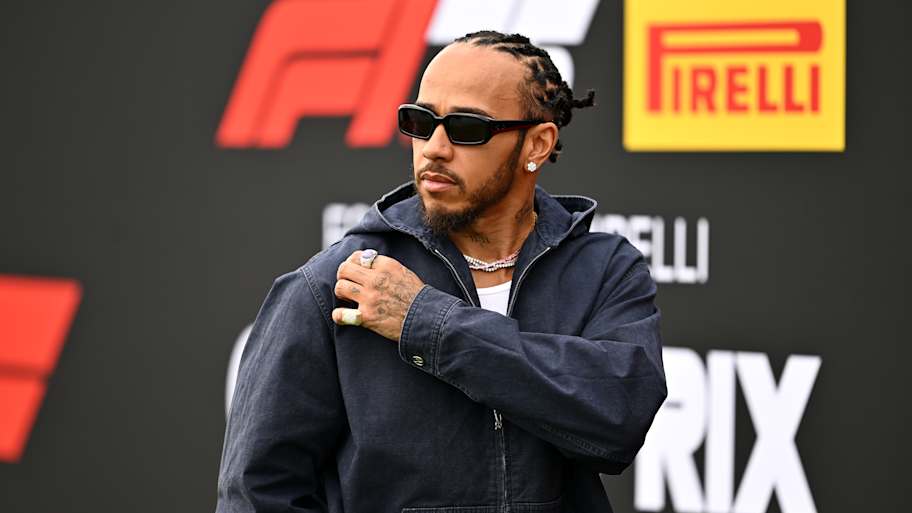 Lewis Hamilton's slip of the thumb causes controversy within fanbase
