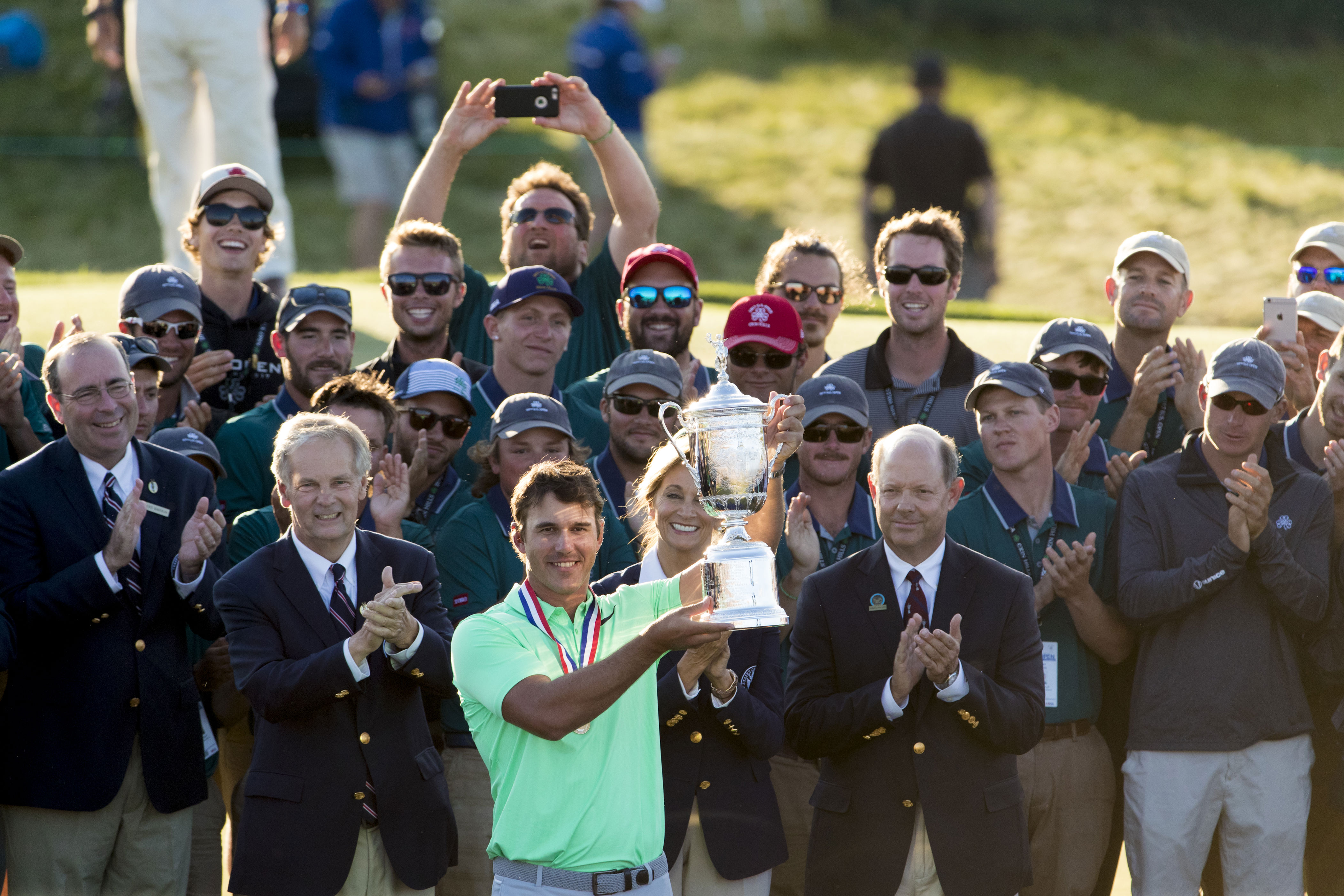 Does the US Open winner get to keep the trophy, and for how long?