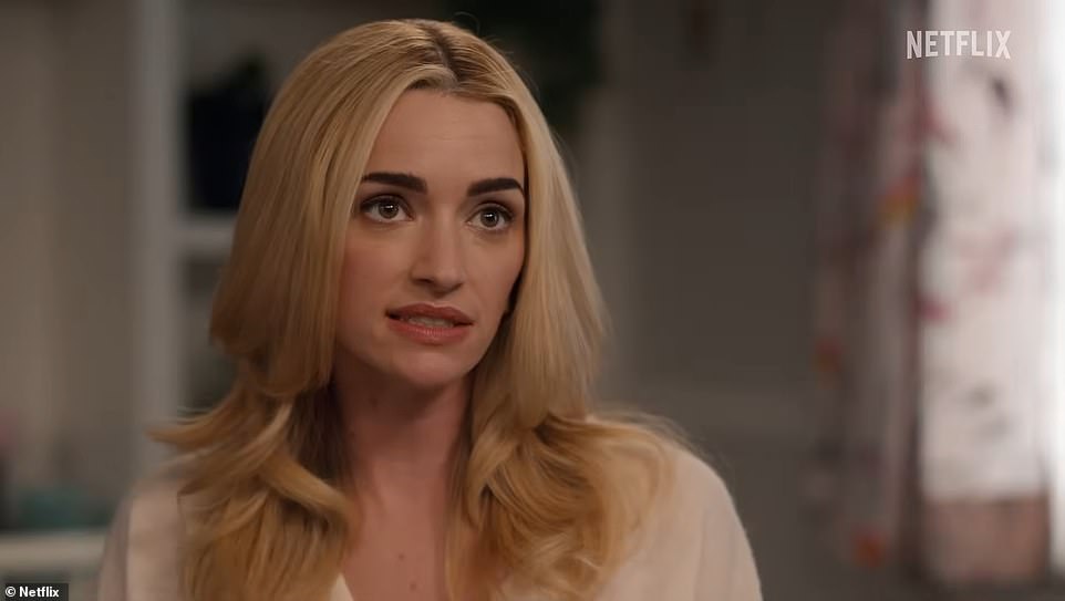 Scarlett Johansson and Benicio del Toro turn up the heat on The ...