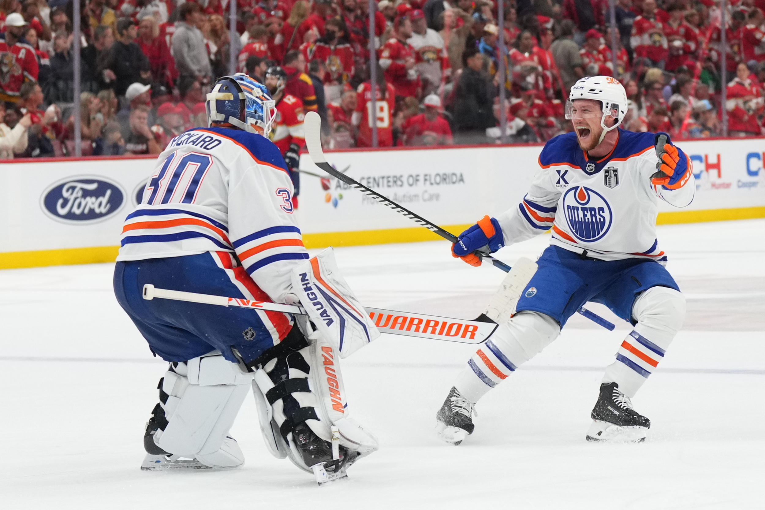 Jeff Skinner gets the short end of the stick: 2024-25 Edmonton Oilers ...