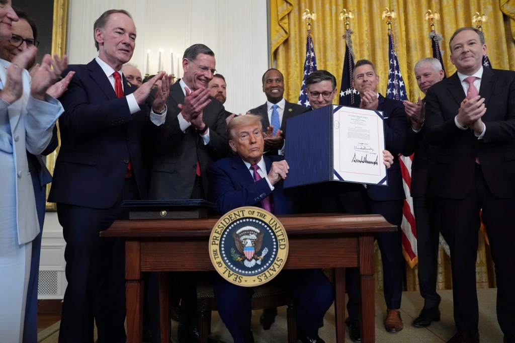 Photos: AIR ONE electric air car reveals secret tech for faster take ...