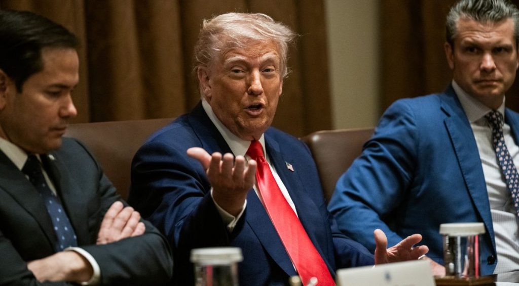 Trump tappar kontrollen – sanningen om Iranattacken ifrågasätts