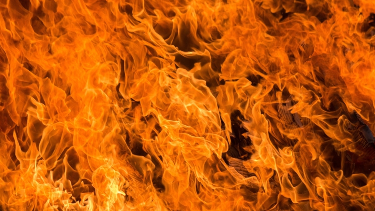 18-Year-Old Student Sets Ex-Teacher On Fire Over One-Sided Affection
