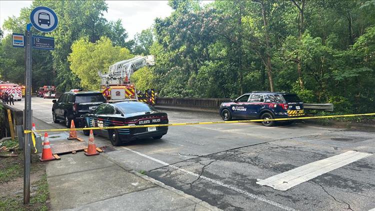 Atlanta police investigate death during water rescue