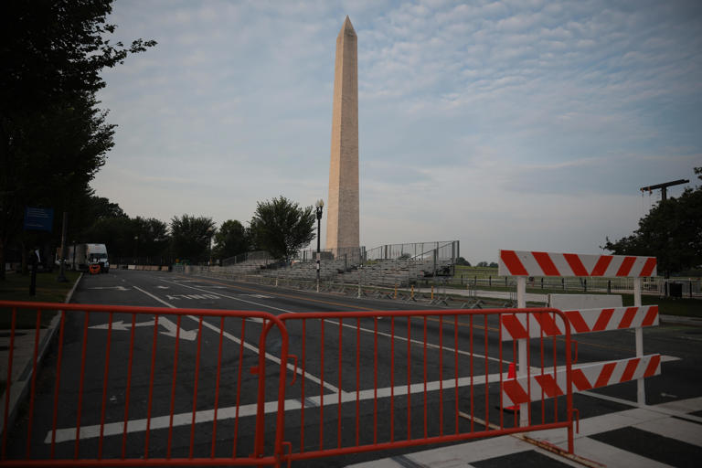 Rainy weekend forecast in store for 'No Kings' protests, DC Army parade