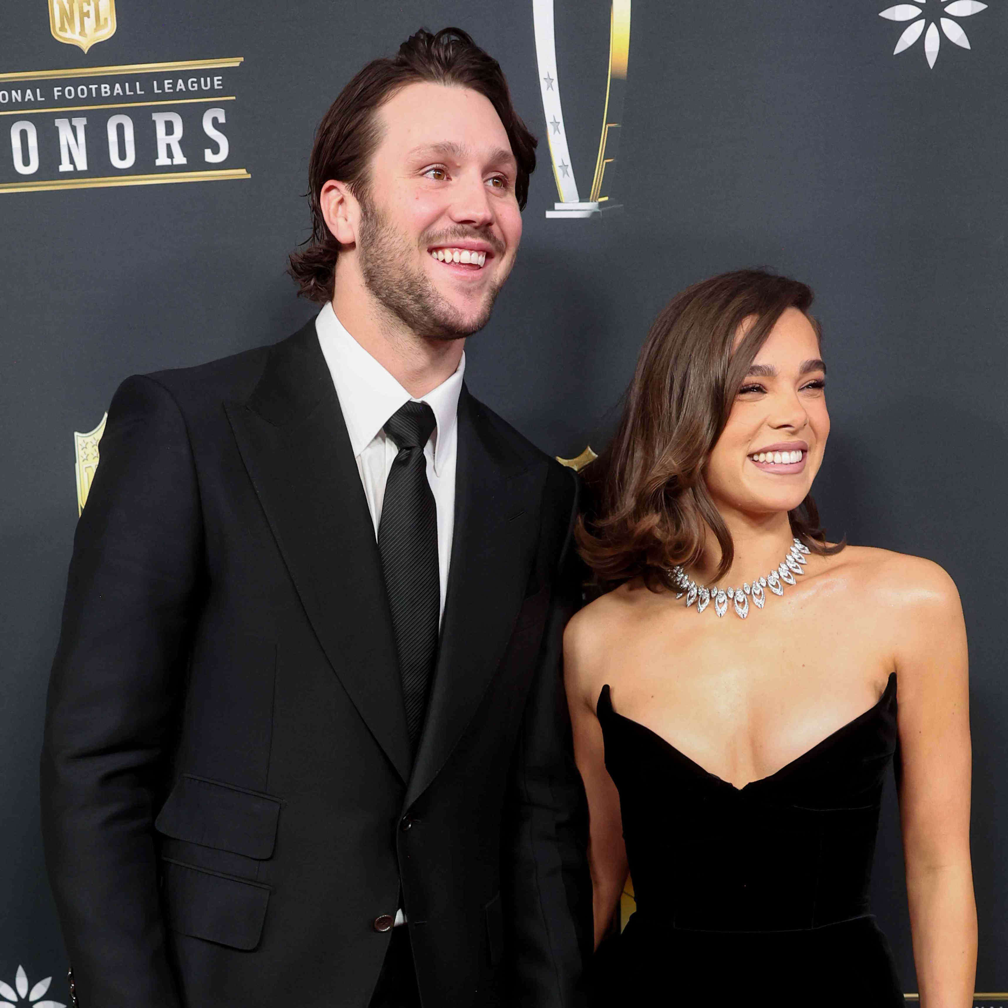 Hailee Steinfeld just took fans inside her California wedding to Josh ...