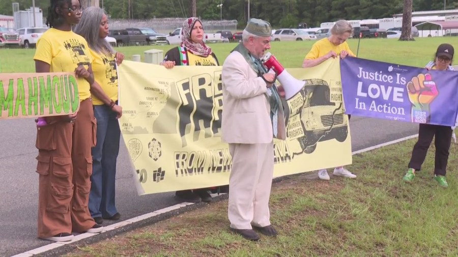 Faith leaders, activists hold press conference in LaSalle Parish as ...