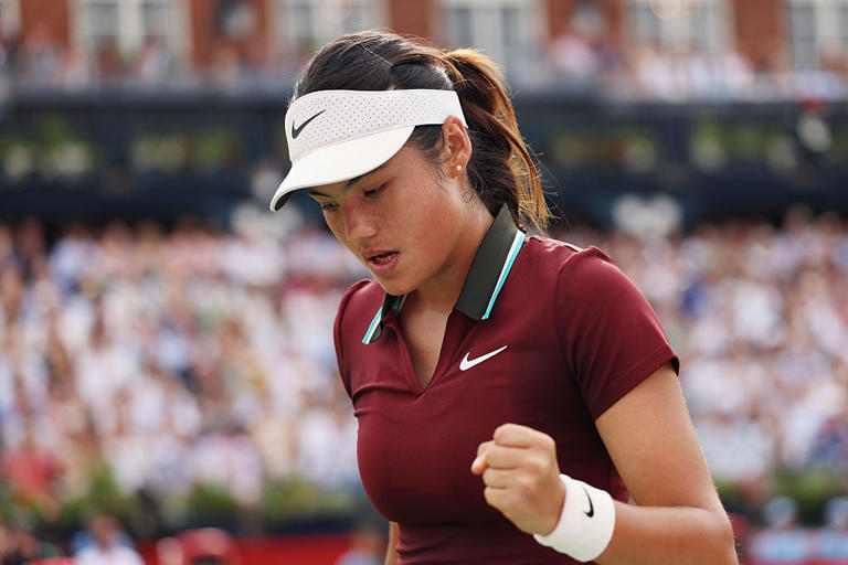 Emma Raducanu vs Qinwen Zheng live: Queen’s Club tennis scores as ...