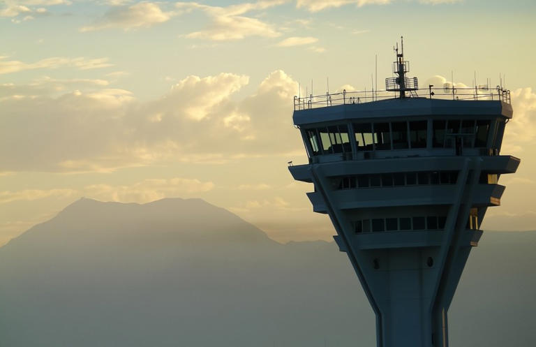 FAA to eliminate floppy disks, outdated tech in air traffic control system