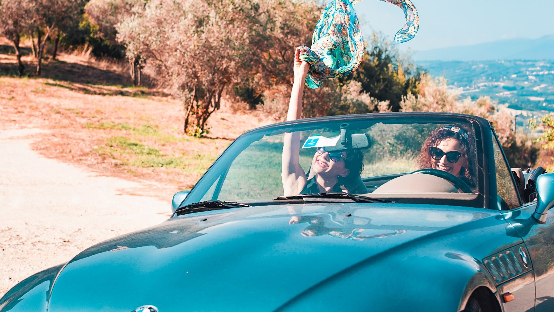 10 Things People Love About Convertibles & 10 They Can’t Stand