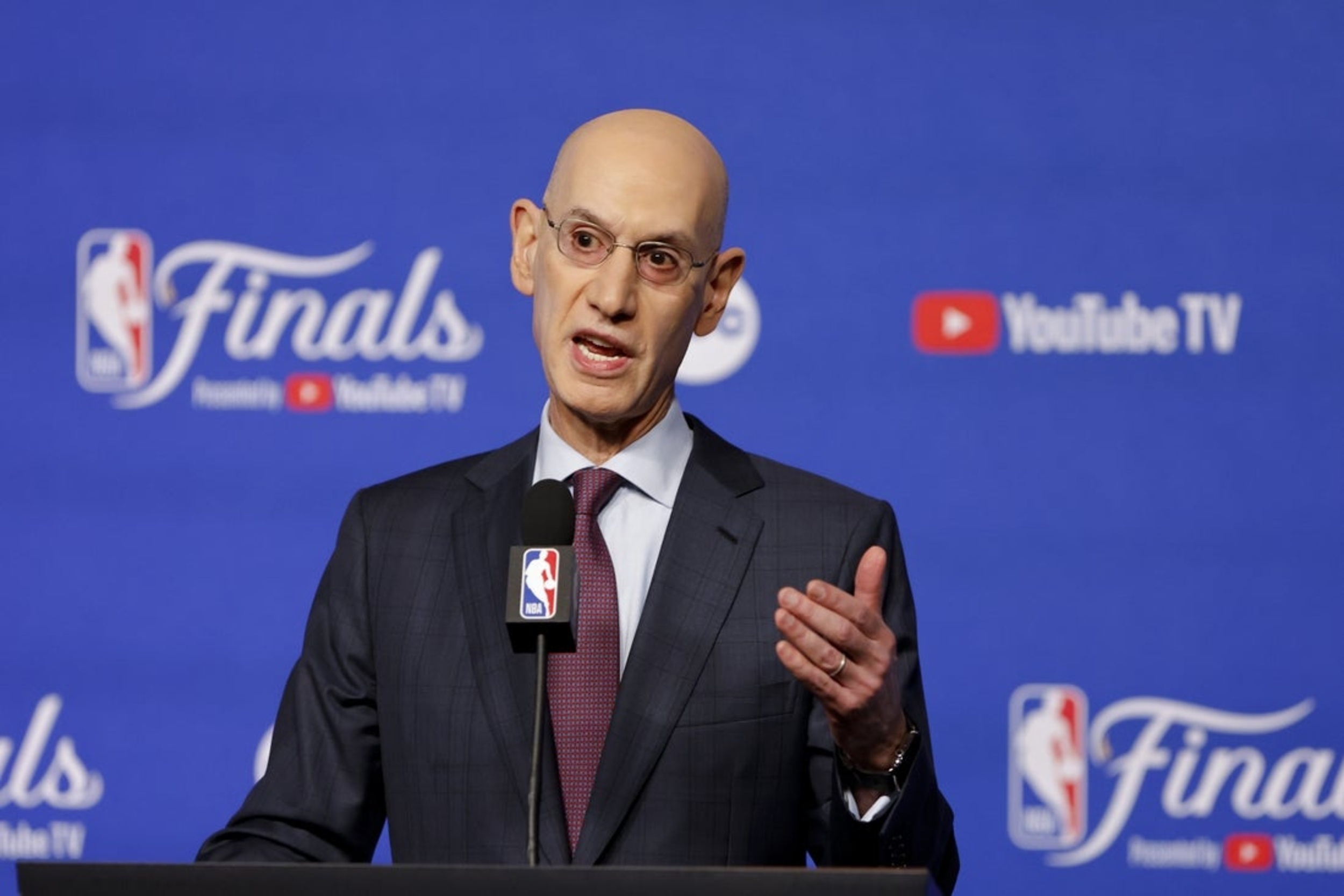 NBA, WNBA extend partnerships with 2K video game