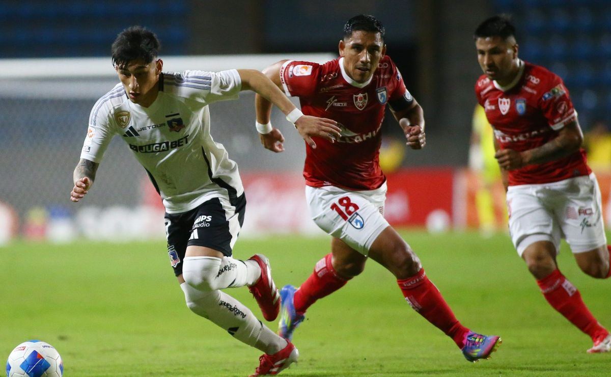 Francisco Marchant deja en ridículo a Jorge Almirón con increíble ...