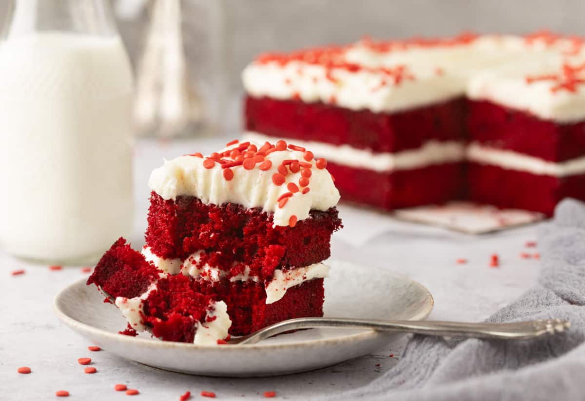 25 Cake Recipes That Are Easy To Make And Guaranteed Delicious