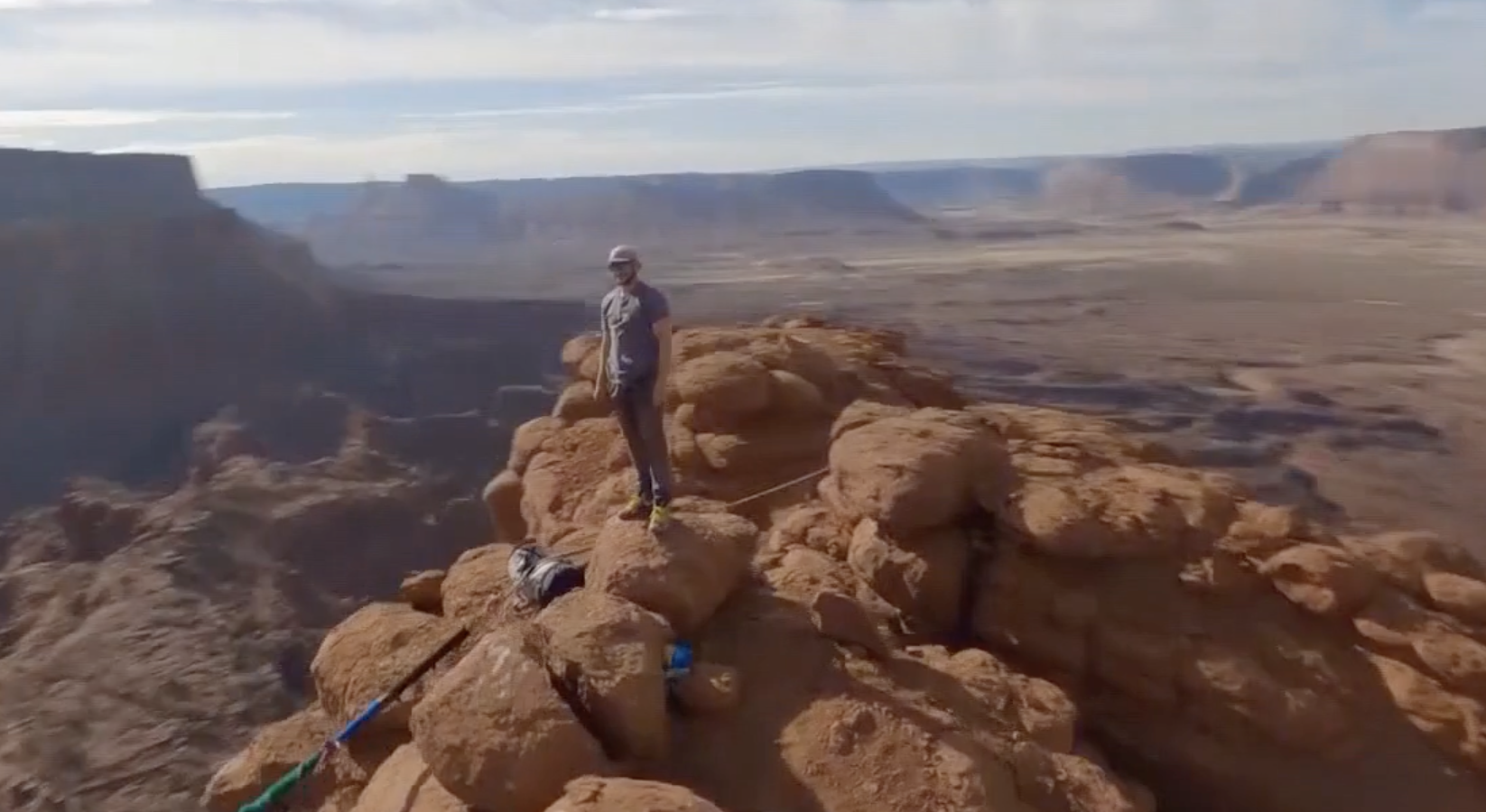 Daredevil Walks 1,000ft High Slack Line Between Utah Rock Towers