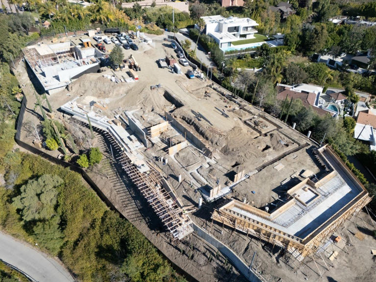 LeBron James’ massive Beverly Hills mansion is well underway — after ...