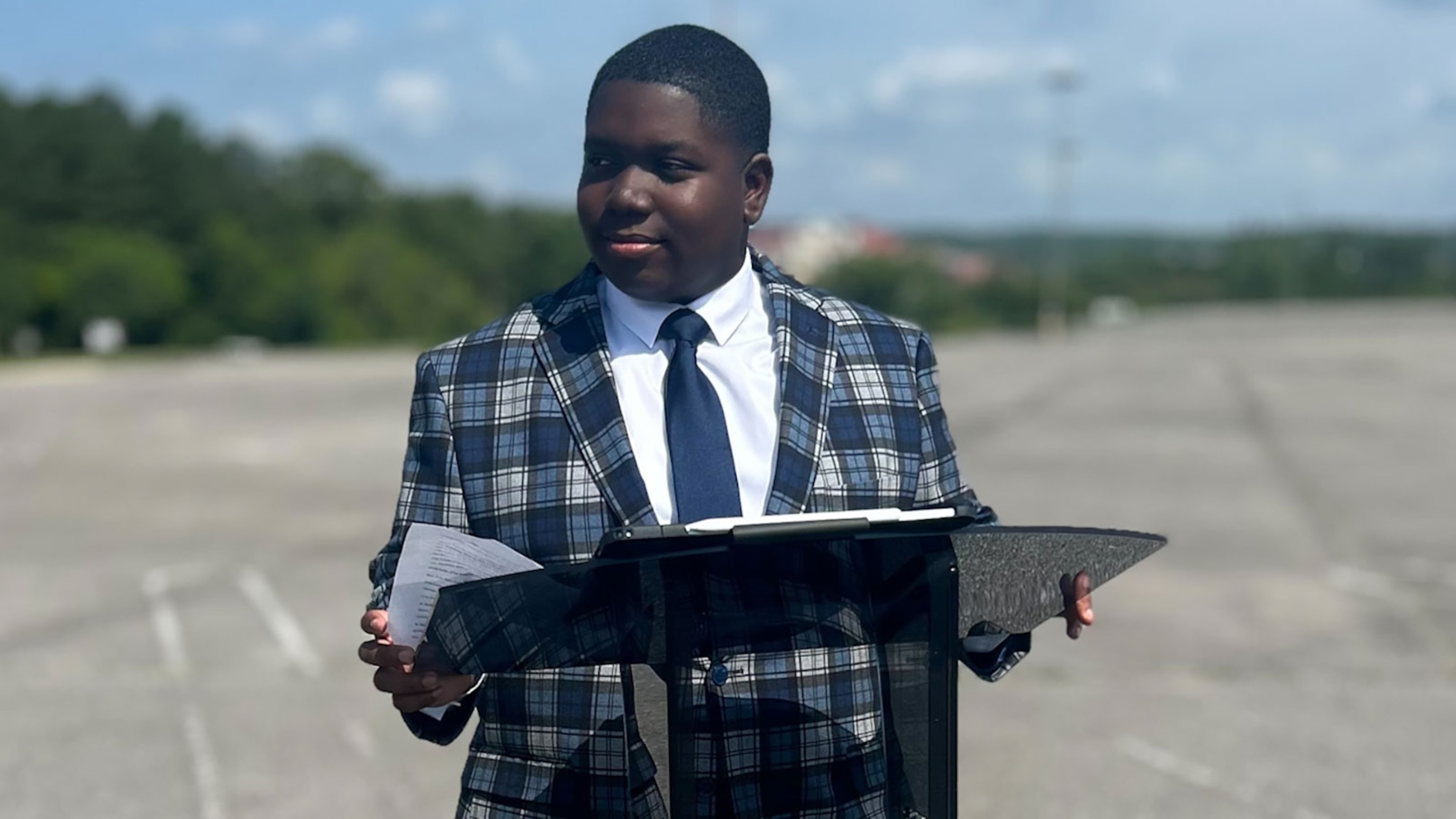 18-year-old runs for mayor in Alabama, says he is 'ready to take on ...