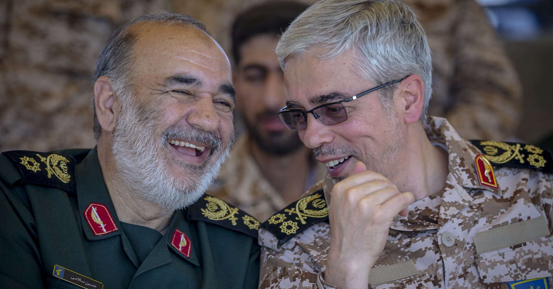 Israel attacks Iran, airstrikes kill armed forces and Revolutionary ...