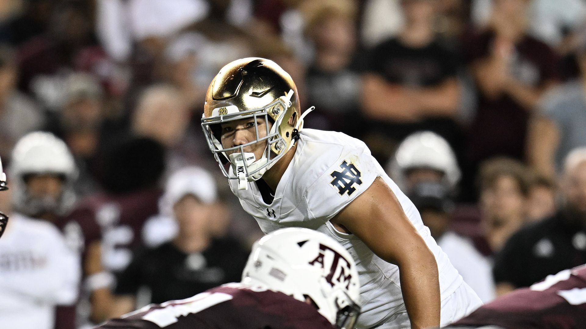 Notre Dame DE Jordan Botelho OUT for four months with an injury