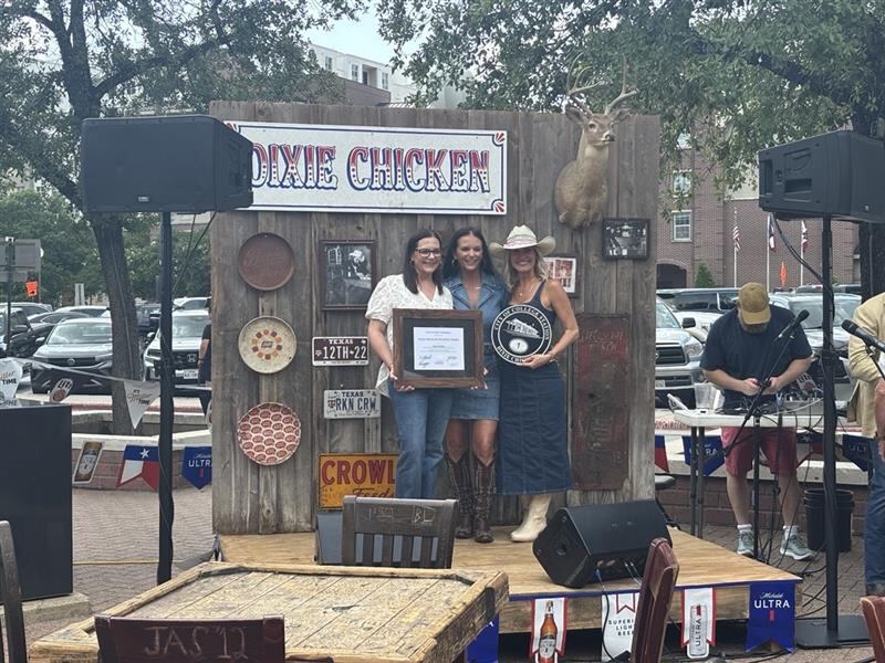 Dixie Chicken receives local, state historic designations