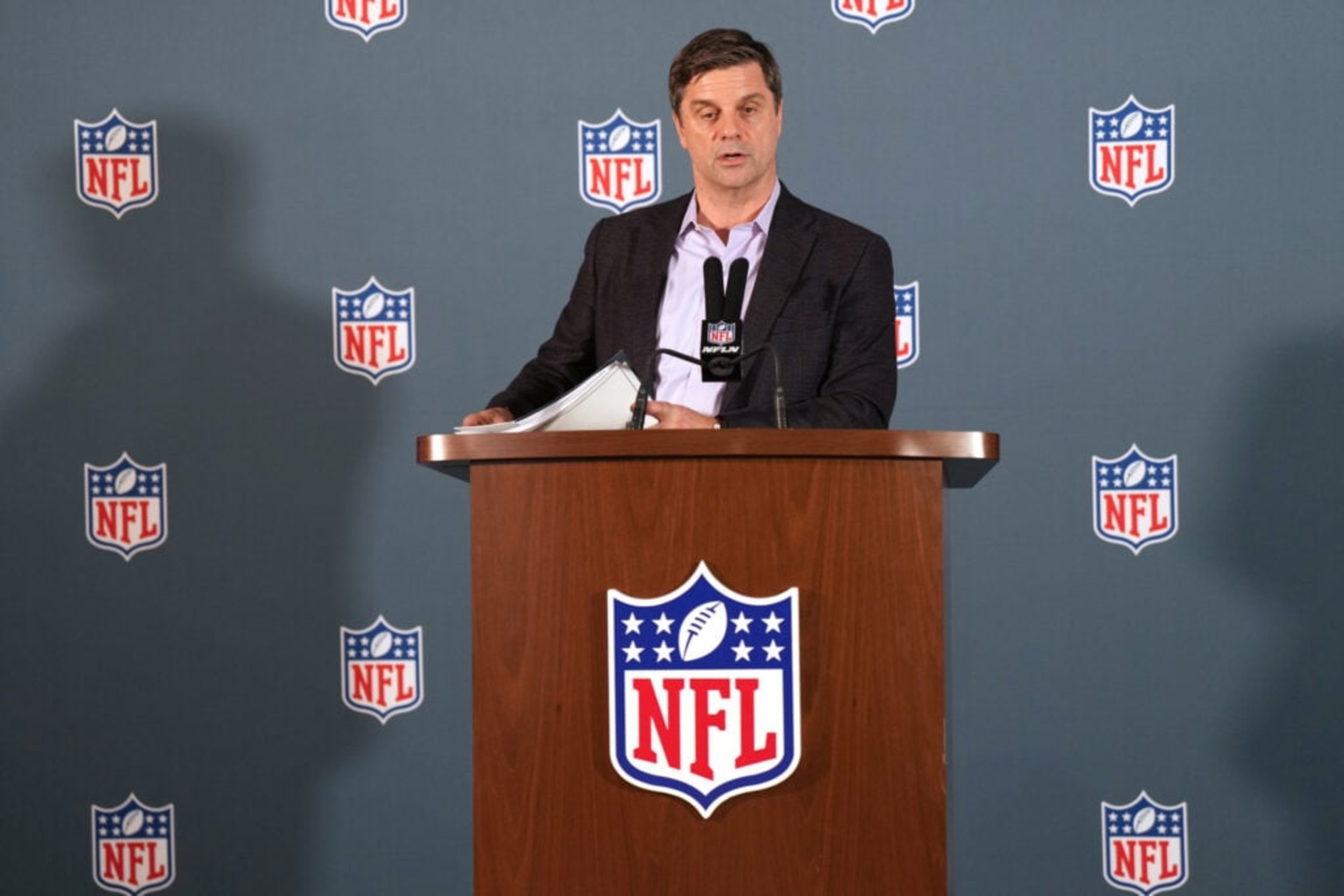 Brian Rolapp Leaving NFL For PGA Tour
