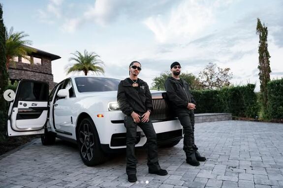 Arcángel y su hijo Austin Santos se unen y estrenan canción, ¿se ...