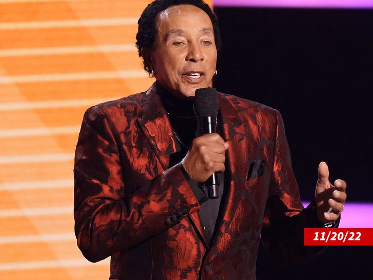 Smokey Robinson's 5th Alleged Victim Files Police Report, Claims Sexual ...