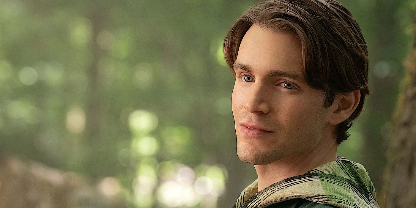 Rachel Zegler & Gal Gadot's Live-Action 'Snow White' Debuts Number One ...