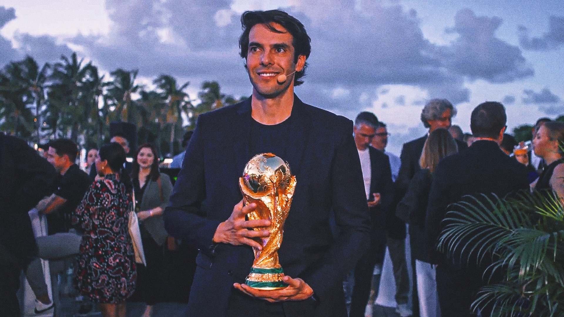 FIFA legends Marcelo, Kaká celebrate 1-year countdown to the 2026 World Cup