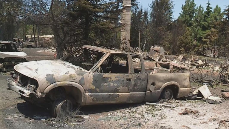 Hwy 30 closed as Rowena Fire containment grows in Wasco County