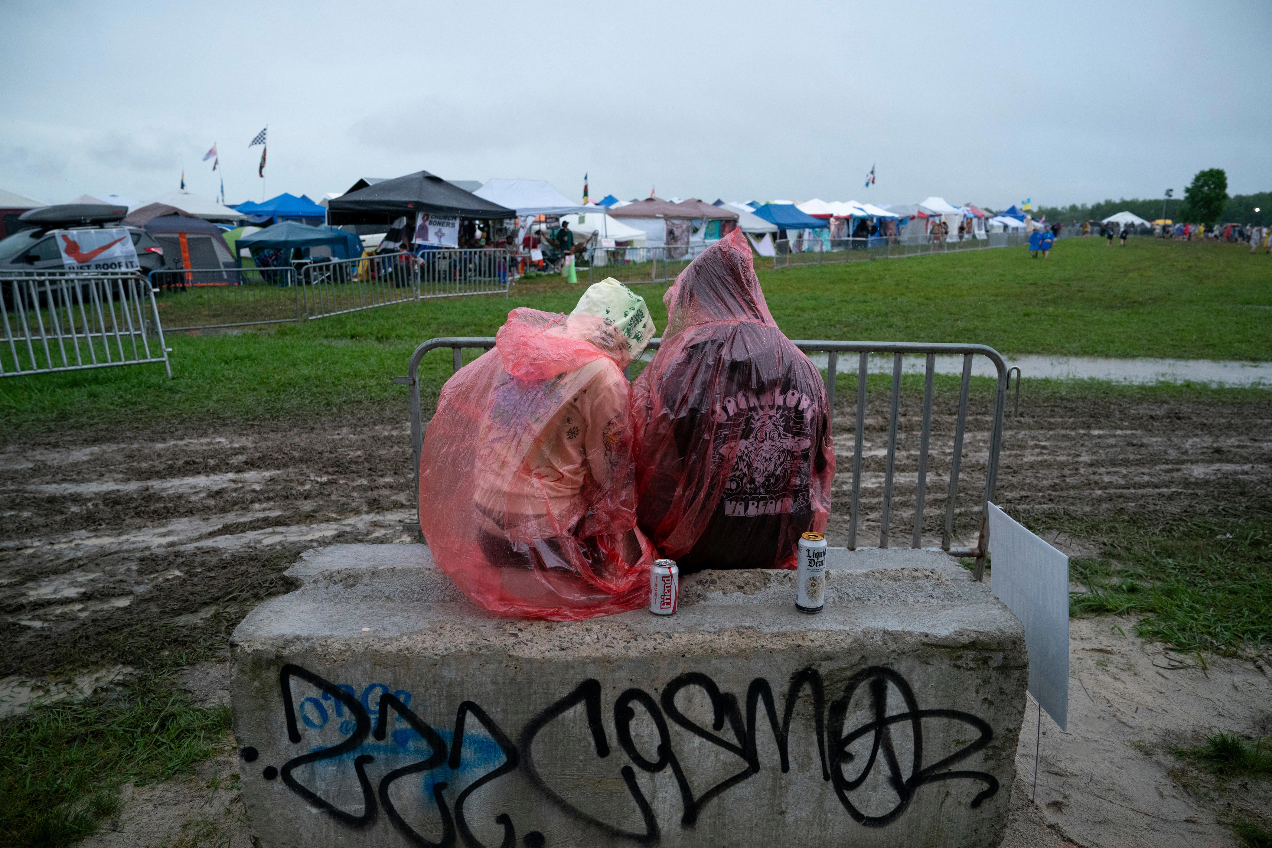 Bonnaroo 2025 canceled: Officials call off shows after severe weather ...