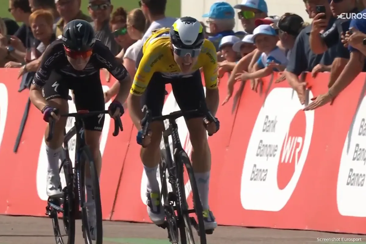 Reusser ergert zich groen en geel aan Vollering: 'Als ze gewoon iets ...