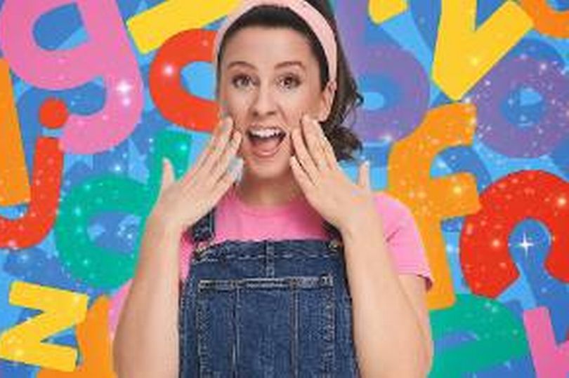 Ms Rachel toddler rave is happening with bubble foam party