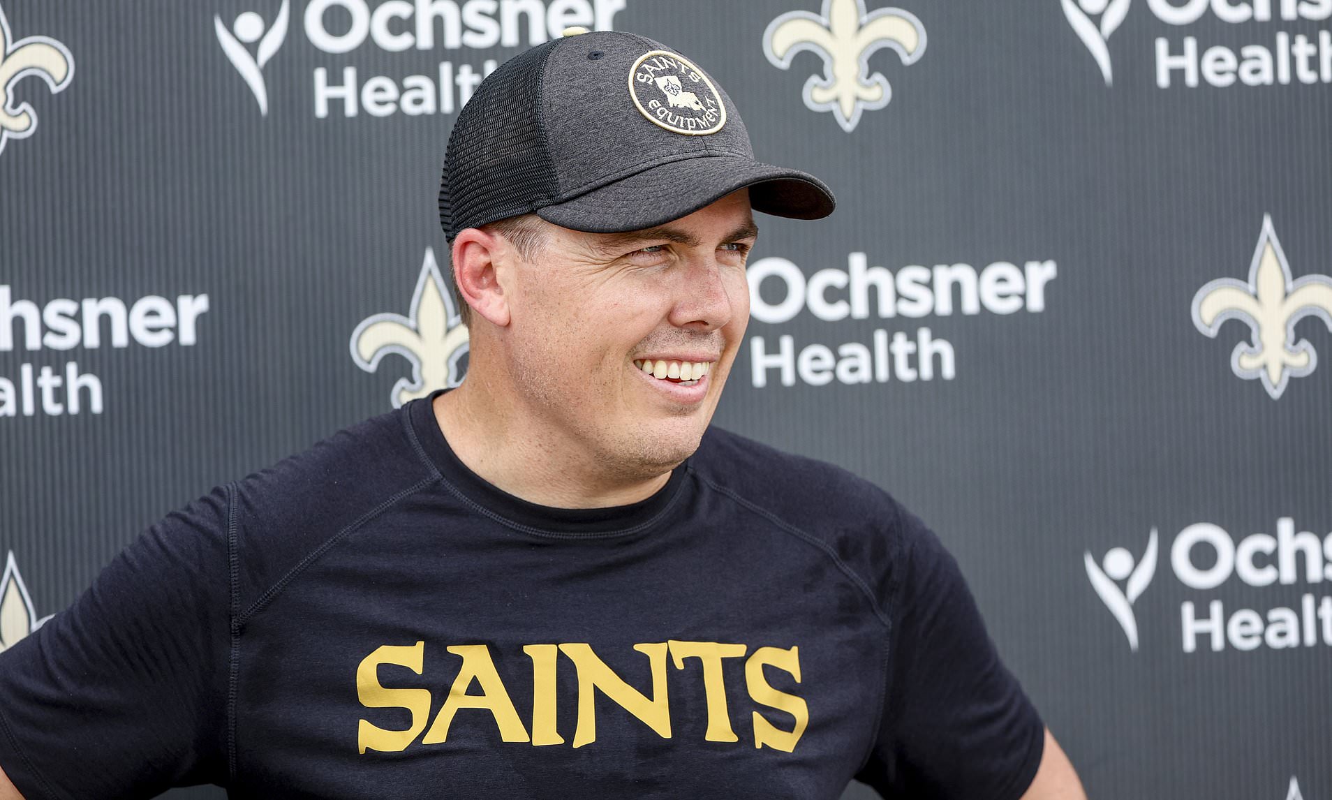 Surprise contender emerges to be New Orleans Saints' starting QB in 2025