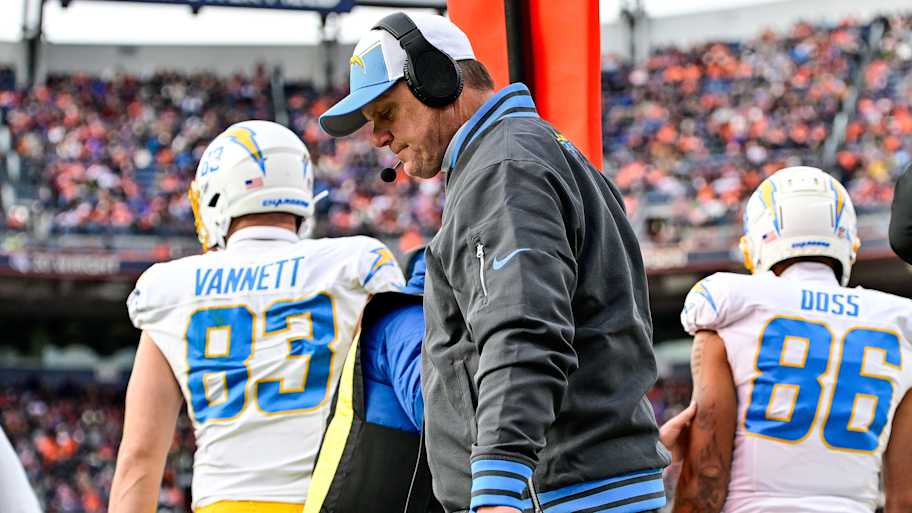 It's only minicamp, but Rams DL Coach Giff Smith faces pressure to stop ...