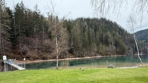 23-Jähriger bei Sprung von Klippe in See verletzt