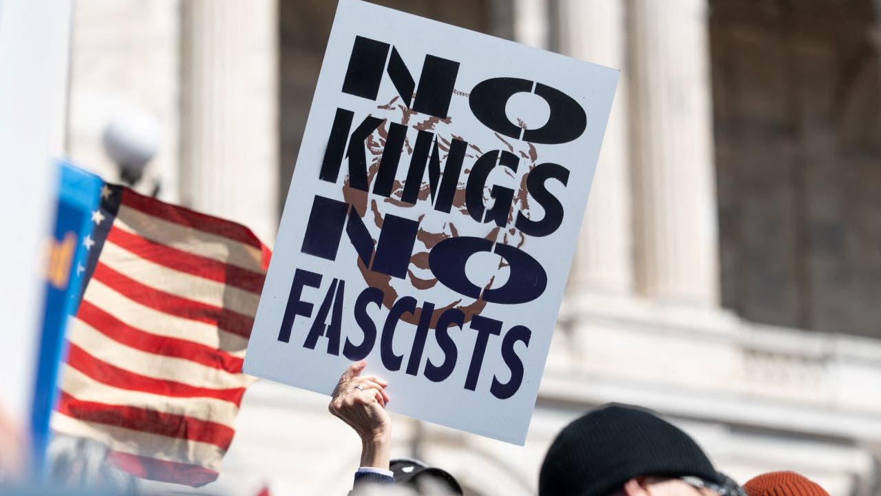 Live updates: No Kings protest in Minnesota going on as planned after ...