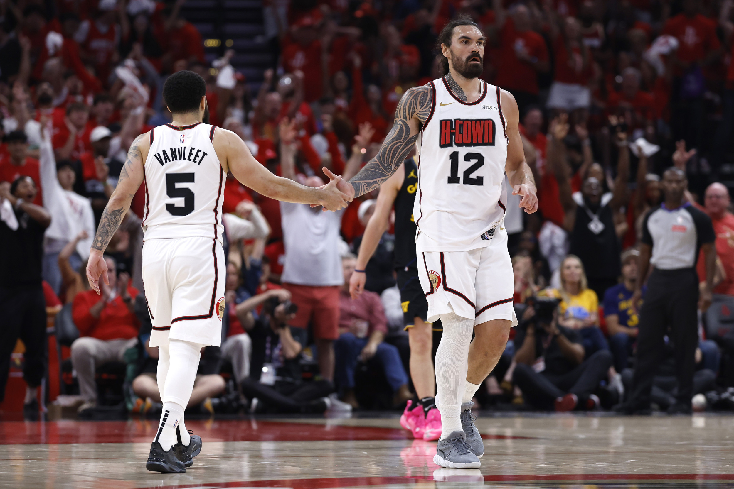 Rockets Make Massive Roster Move Ahead of Free Agency