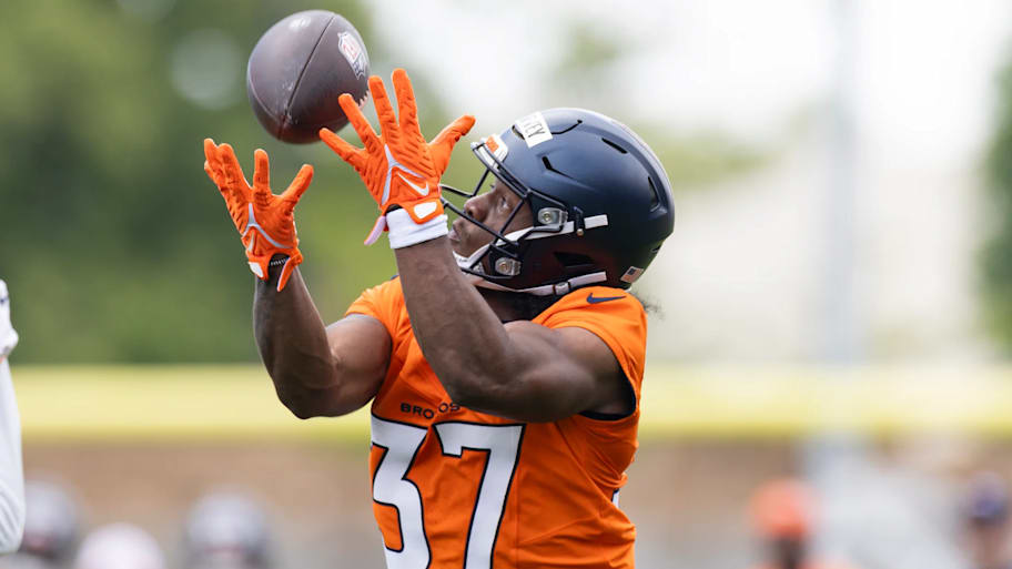 Broncos' New RB J.K. Dobbins Shares Veteran Take on Rookie RJ Harvey