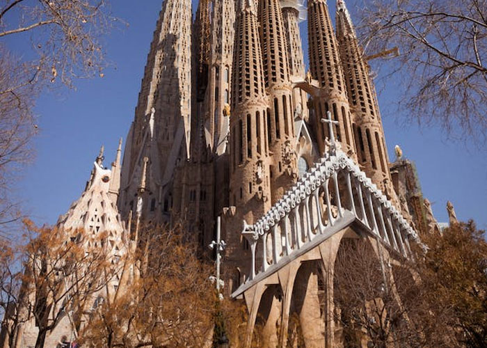 19 “Tourist Traps” That People Say Actually Live Up To The Hype