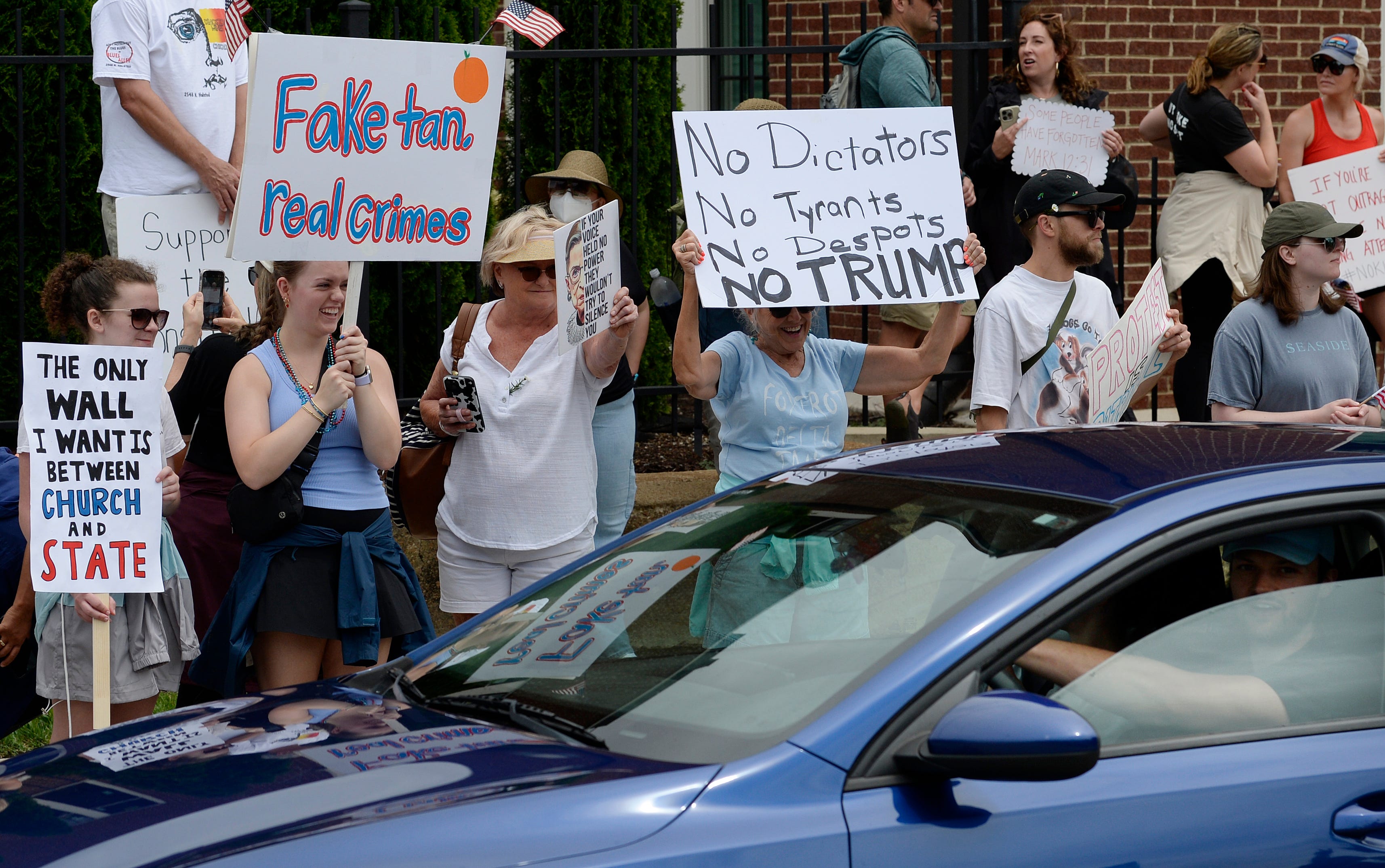 Murfreesboro man faces federal gun charge after 'No Kings' protest ...