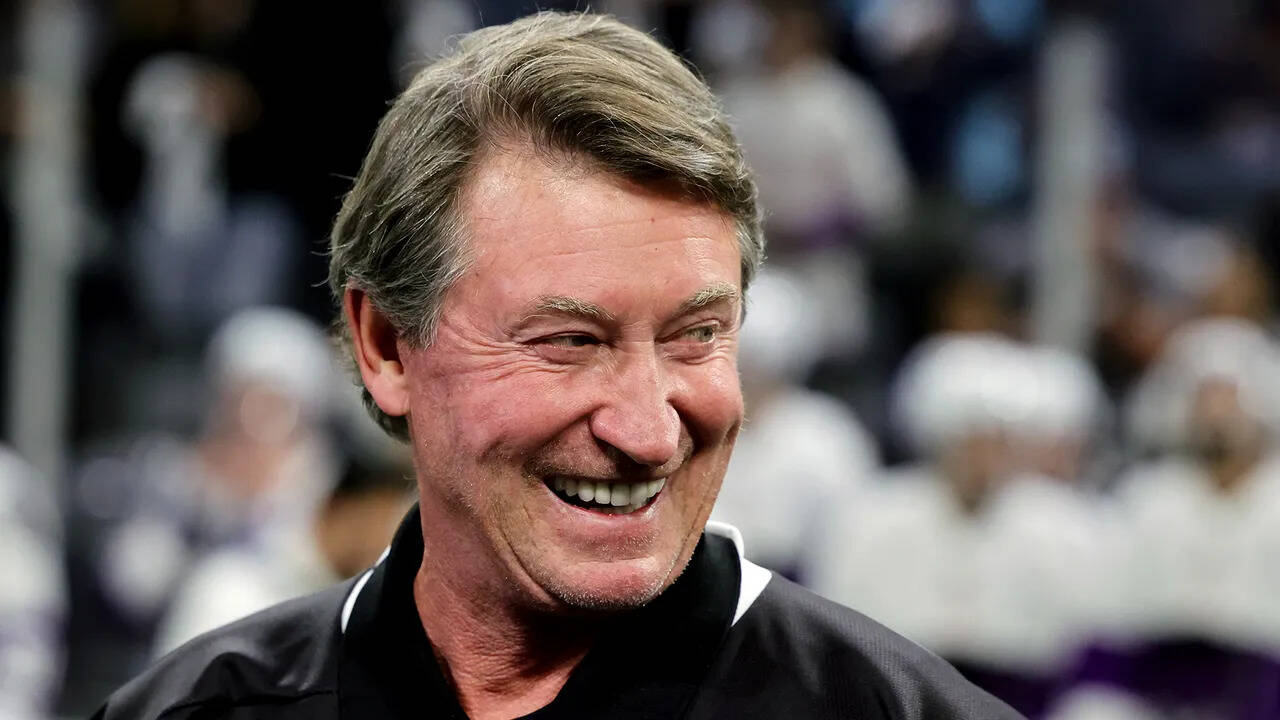 No longer Canadian: Wayne Gretzky’s Canadian identity questioned after ...