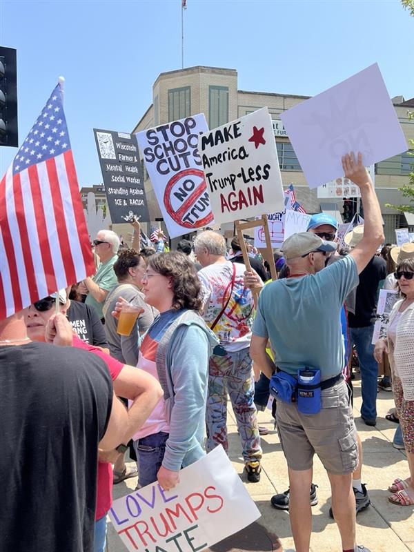 No Kings rallies return to Oshkosh March 28 amid Iran war protests