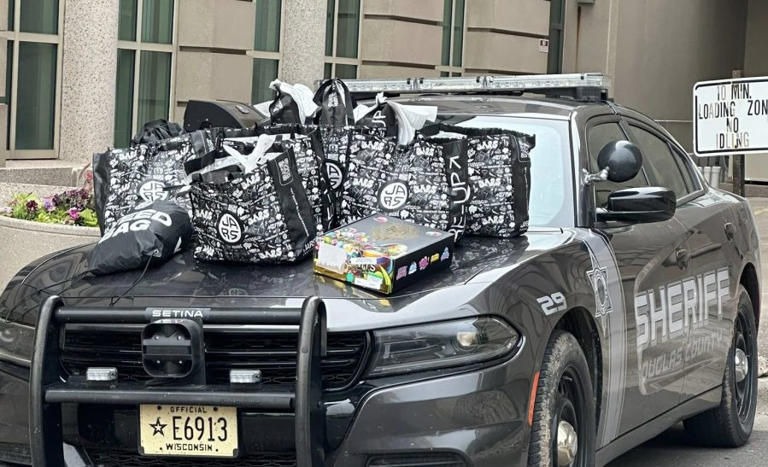 Sheriff in Wisconsin seizes 11.5 pounds of marijuana allegedly brought ...
