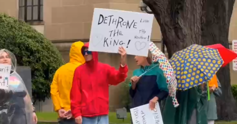 Shreveport’s ‘No Kings’ rally protests President Trump’s policies, parade