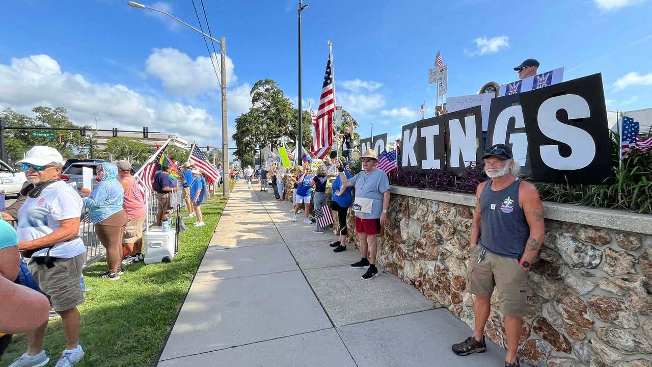 'No Kings Day' protests break out across Central Florida