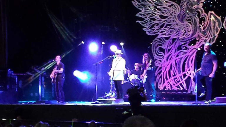 Ryan Reynolds Pokes Fun at Neil Patrick Harris for Becoming the New ...