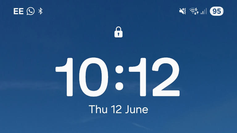 Samsung’s terrible new battery icon proves Apple made the right call ...